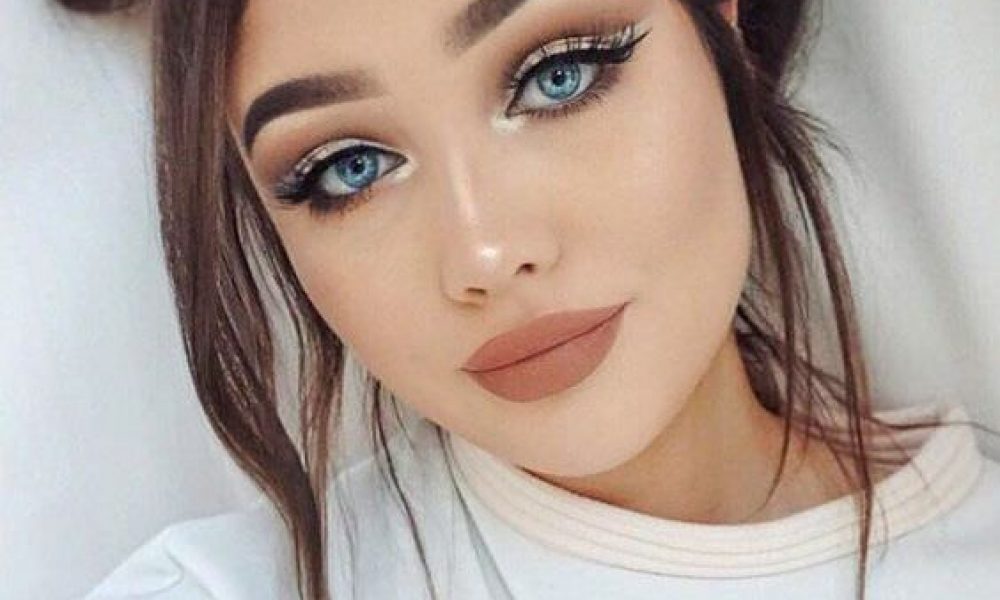 27 Romantic Hair And Makeup Ideas To Try This Valentines Day Fashion