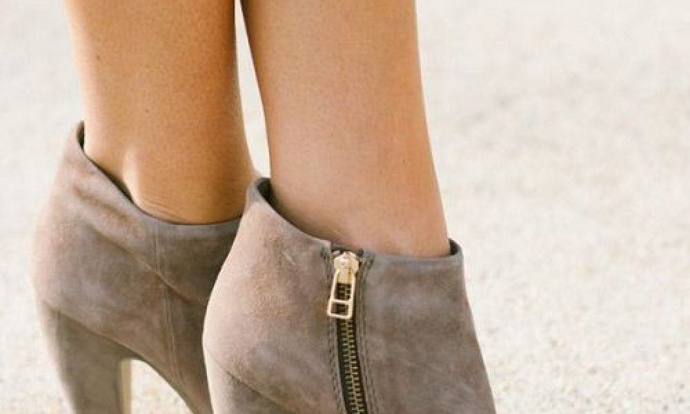 20 Supercool Different Kinds of Ankle-High Booties - Fashion Daily